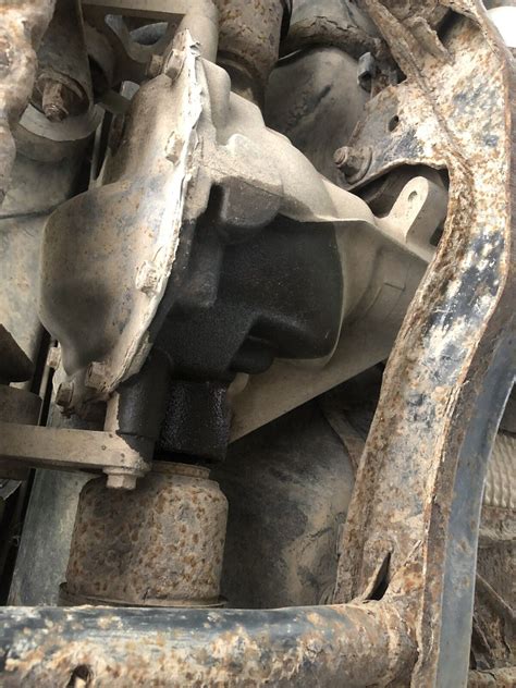 Freelander How To Replace The Rear Diff Drive Shaft Seal LandyZone Land Rover Forum