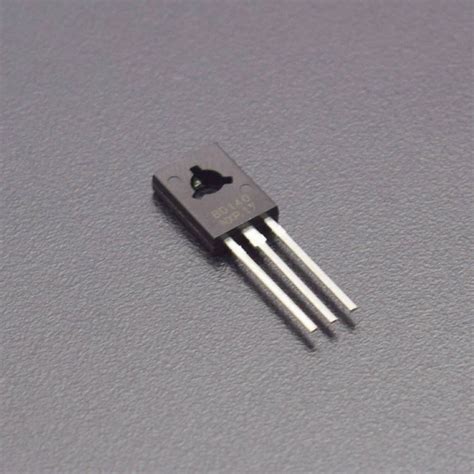 Bd140 Power Transistor Triode A 126 Through Hole Pnp Rees52