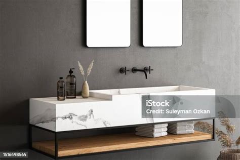 회색 벽에 이중 거울이 있는 대리석 세면대 미니멀한 욕실에 검은색 수도꼭지가 있는 화장대 측면도 3d 렌더링 0명에 대한 스톡 사진 및 기타 이미지 Istock