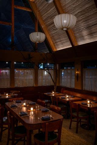 Broken Spanish Comedor La Review A Place To Eat Together Wallpaper