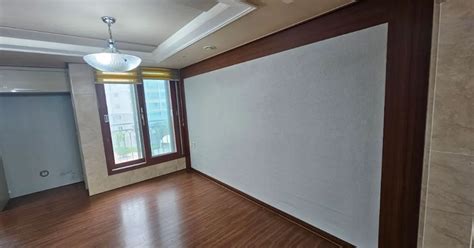 사장님이 착한 가격에 깔끔하게 작업 마무리까지 해주셔서 감사합니다 지인들도 도배할 때 추천해 달라고 하네요 숨고 숨은고수