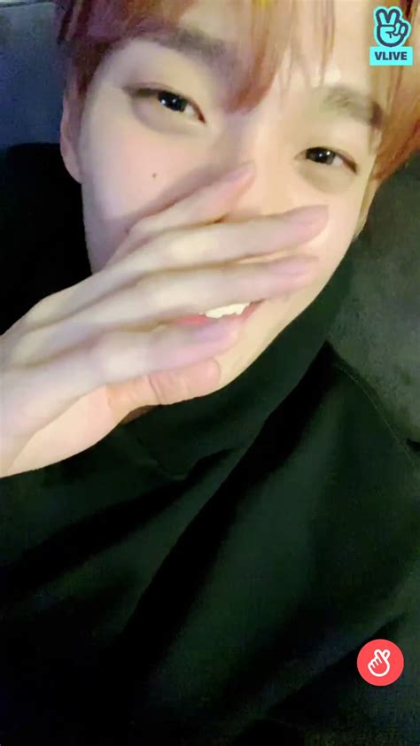 틴 on Twitter 도겸이 손 진짜 예쁜 거 같애 https t co luTa0sem4s Twitter