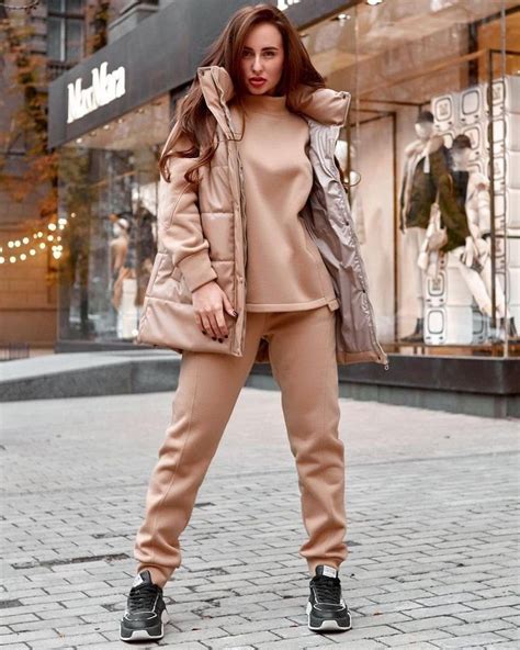 Модные жилетки для женщин 2024 2025 фото фасоны лучшие идеи с чем