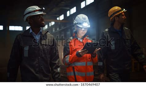 2 795 Women Mining Industry Images Stock Photos Vectors Shutterstock