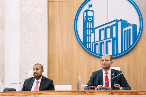 Ethiopian ወደ ማክሮ ኢኮኖሚ ማሻሻያ ካስገቡን ጉዳዮች አንዱ የማክሮ ኢኮኖሚ ስብራቶች ናቸው ጠቅላይ ሚኒስትር ዐቢይ አሕመድ ዶ ር አዲስ