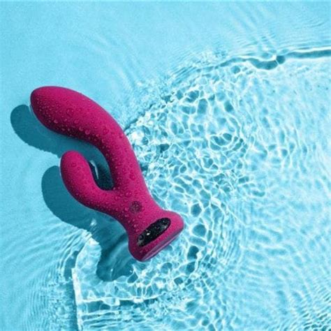 Lovehoney Rabbit Vibrator Review My Mind Blowing Experience Trying Rabbit Vibrators Yourtango