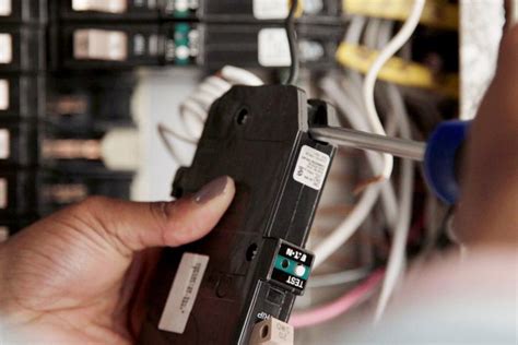 How To Remove A Circuit Breaker Safely How To Remove A Circuit Breaker Safely