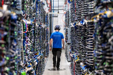 Ovh Cloud Dentro Il Data Center Che Si Raffredda Ad Acqua Wired Italia
