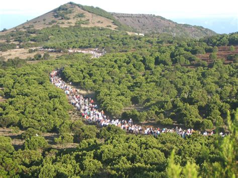 Vacaciones En El Hierro Costumbres Y Tradiciones La Bajada De La Virgen 2013 Ya Tiene Fecha