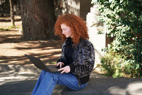 თბილისის სახელმწიფო უნივერსიტეტი • Tbilisi State University ივანე ჯავახიშვილის სახელობის