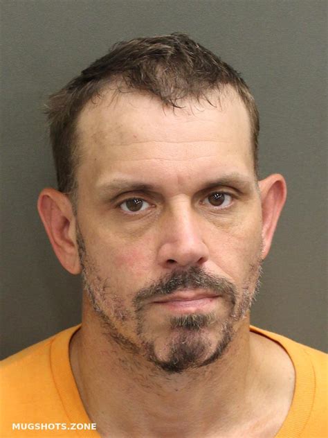 Hinton Christopher Alan 09272022 Orange County Mugshots Zone