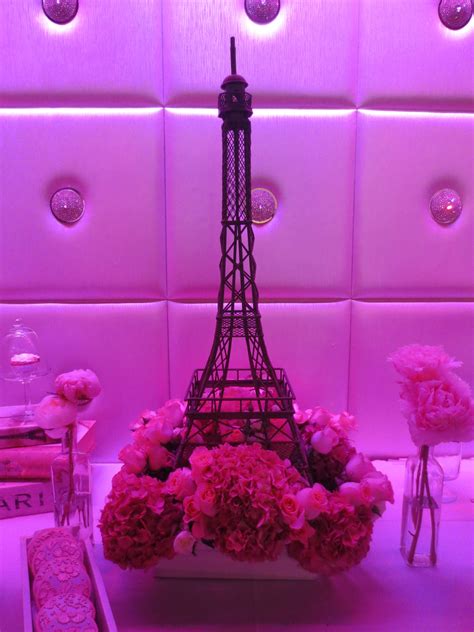 Eiffel Tower Floral Arrangement By Butterfly Floral Design In Los