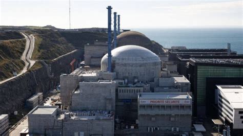 Експлозия избухна във френска АЕЦ има ранени