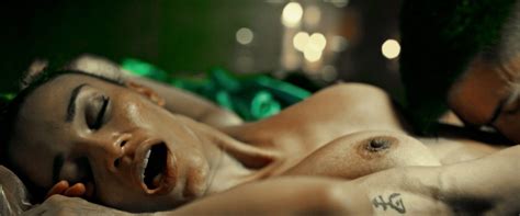 Celebrity Nudeflash Picture 20222originalpearlthusi Fistfulofvengeance 3