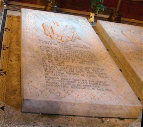 Queen Marie Of Romanias Heart Finally Goes Home History Of Royal Women