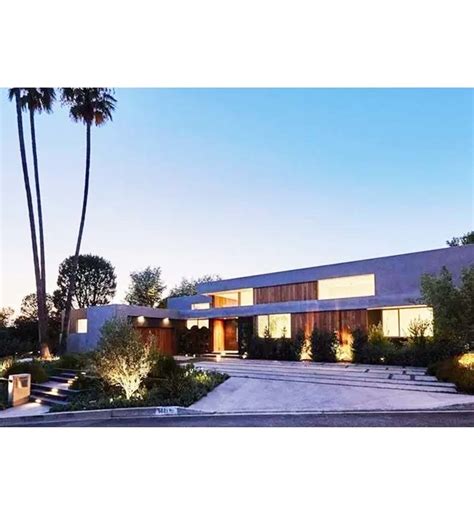 Take A Look Inside Priyanka Chopra And Nick Jonas Los Angeles Home