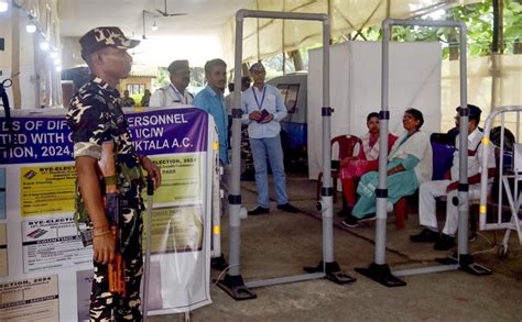 Tmc Candidates Ahead In All 4 Assembly Seats In Bengal By Polls