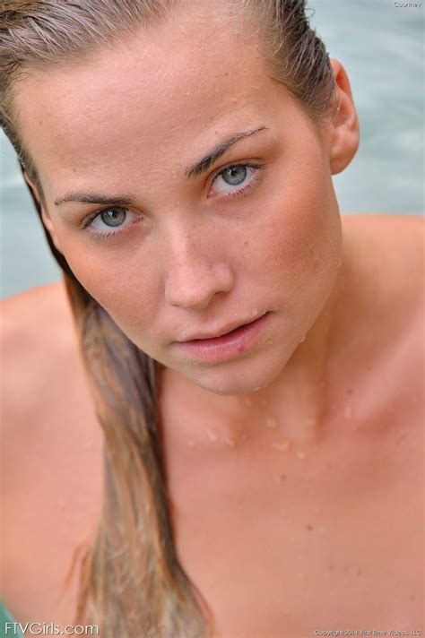 Glamour Babe Courtney Has A Naked Swim After Stuffing Her Pussy With