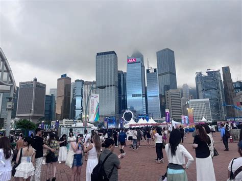 S2O潑水音樂節擔心散場取行李再現混亂 市民 擬提早離場 星島日報