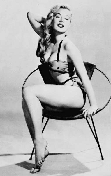 Betty Brosmer Tumbex