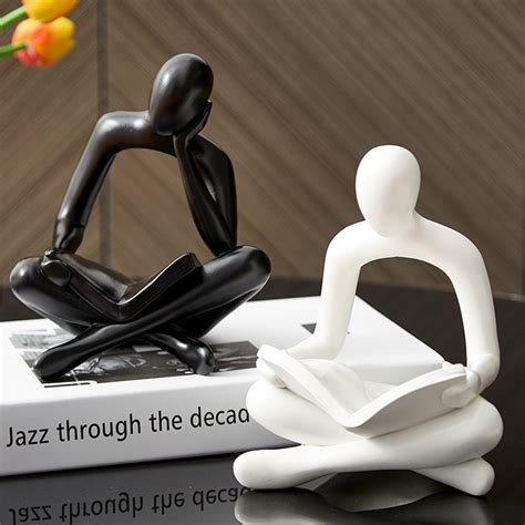 Abstract Thinker Statue Pikstok