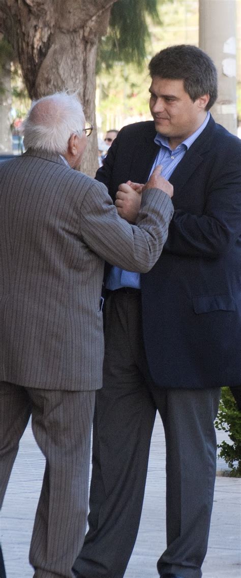 Μίλτος Χρυσομάλλης Το μέλλον δε θα περιμένει