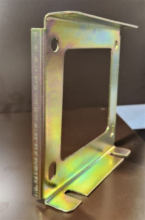 Transformer Ms Side Brackets Yellow Zinc Passivated T 43 16swg Rectangular At Best Price In Mumbai
