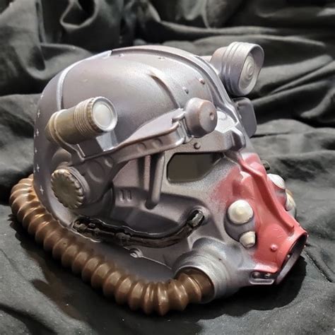 Usaopoly Fallout 4 Atom Cat Power Armor Helmet Coin Bank Plastic
