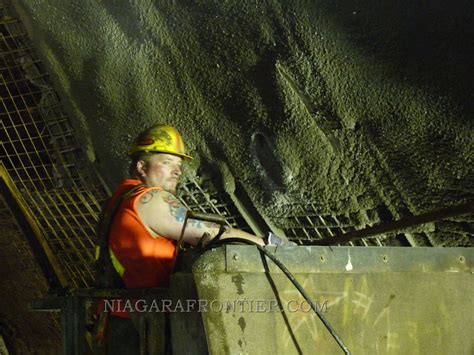 Voices From The Niagara Tunnel A Living History