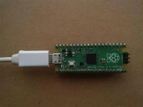 Encrypted Data Vault Raspberry Pi Pico Esp32 Version