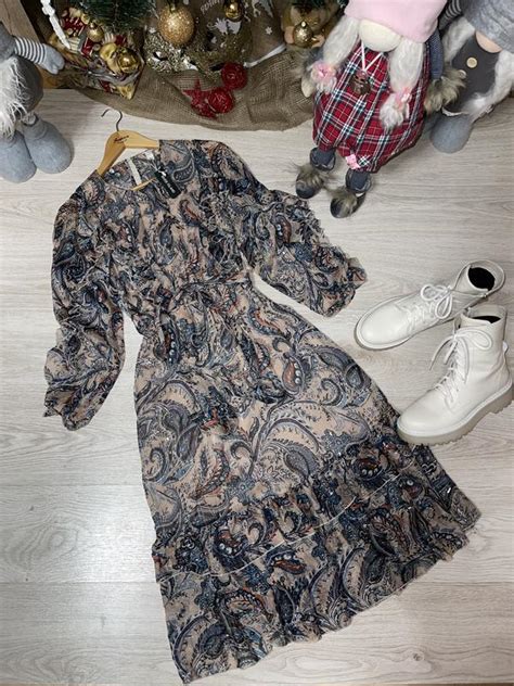 Фантастична шифонова сукня — ціна 710 грн у каталозі Сукні міді Купити жіночі речі за доступною