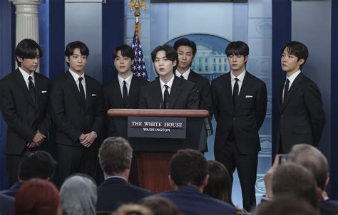 I BTS Alla Casa Bianca Per Linclusione Degli Asiatici Negli USA E Il Mondo Intero Tifa Per