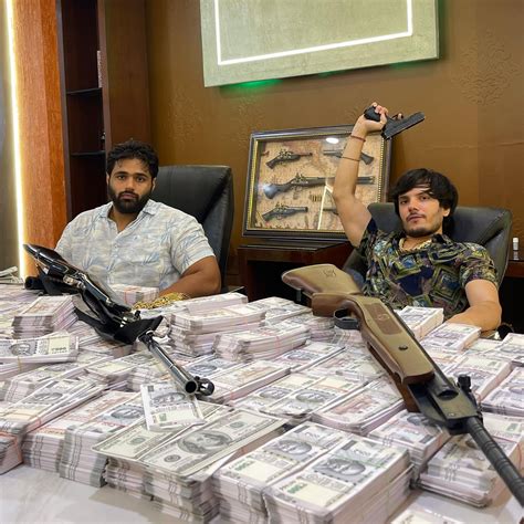 Himanshu Dhaka Himanshudhaka • Instagram Photos And Videos