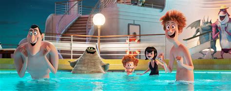 Hotel Transylvania Mavis Swimming
