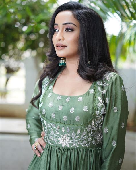 Vindhya Vishaka చీరకట్టులో మురిపిస్తున్న వింధ్య విశాఖ Namasthe