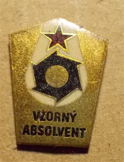 Odznaky Vzorný Absolvent Aukro