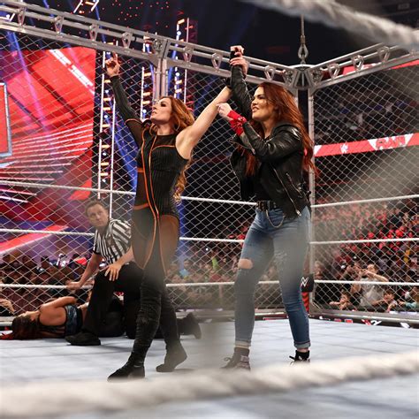 Becky Lynch Vs Bayley With Lita Steel Cage Match Raw February 6