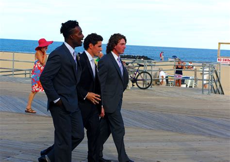 Three Happy Chappies Blogfinger