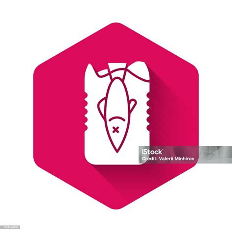 긴 그림자로 고립 된 화이트 스톱 바다 플라스틱 오염 아이콘 환경 보호 개념입니다 생선은 플라스틱에 아니오라고 말합니다 분홍색 육각 버튼 벡터 일러스트레이션 0명에 대한