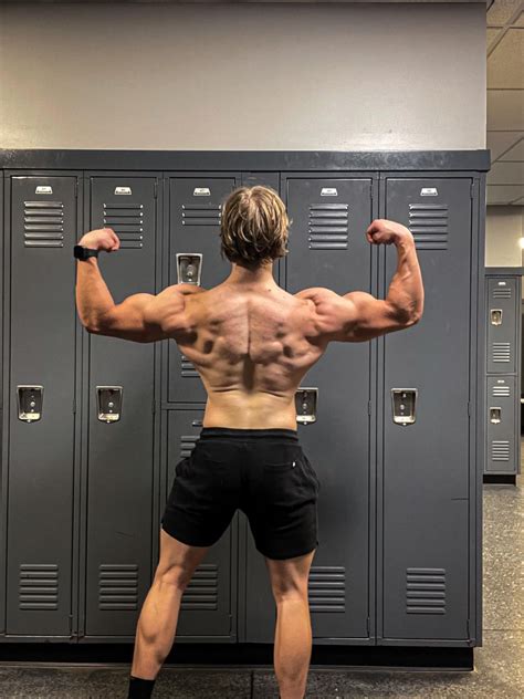 Steven Cao 5 Weeks Out R Bodybuilding