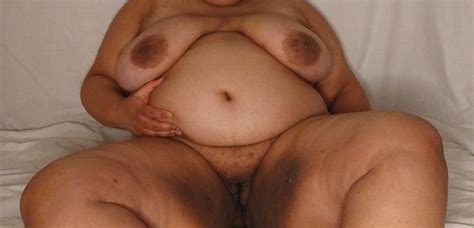 Rubbing My Bloated Bulging Belly Scrolller