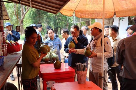 សាយ សំអាល់ Say Samal Added A សាយ សំអាល់ Say Samal