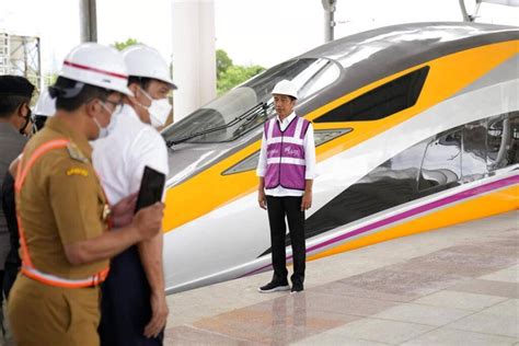 印尼总统视察雅万高铁倍感自豪：这将是东南亚第一条高铁万隆中国项目