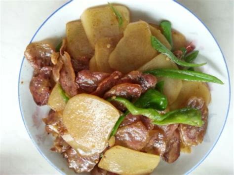 腊肠土豆片 腊肠白菜 土豆炒腊肠 第9页 大山谷图库