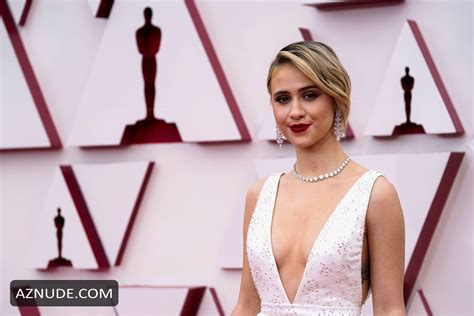 Maria Bakalova Sexy Seen On The Red Carpet In A White Dress At 93rd