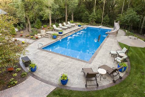 Tailored Designs For Your Custom Dream Pool