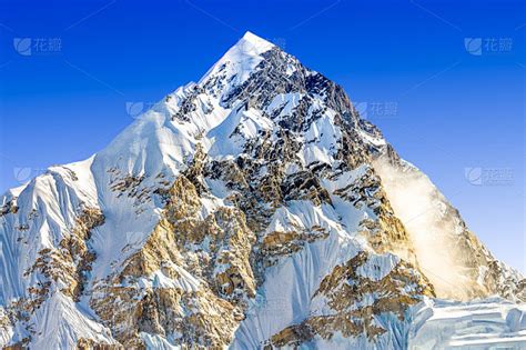 乔戈里峰海拔8 611米