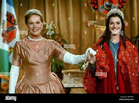 Anne Hathaway As Mia Thermopolis Film Title The Princess Diaries High