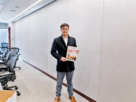 顏汶羽倡設監管局規管外傭 香港文匯報
