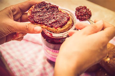 크루아상 홈화면 만든 Jam 가정 생활에 대한 스톡 사진 및 기타 이미지 가정 생활 가정 주방 가정의 방 Istock